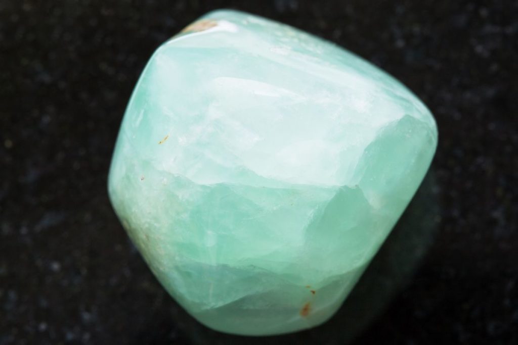 Prehnite Healing Properties - Everyday Insight