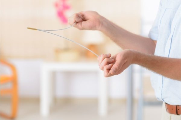 What Is Dowsing Healing? - Everyday Insight